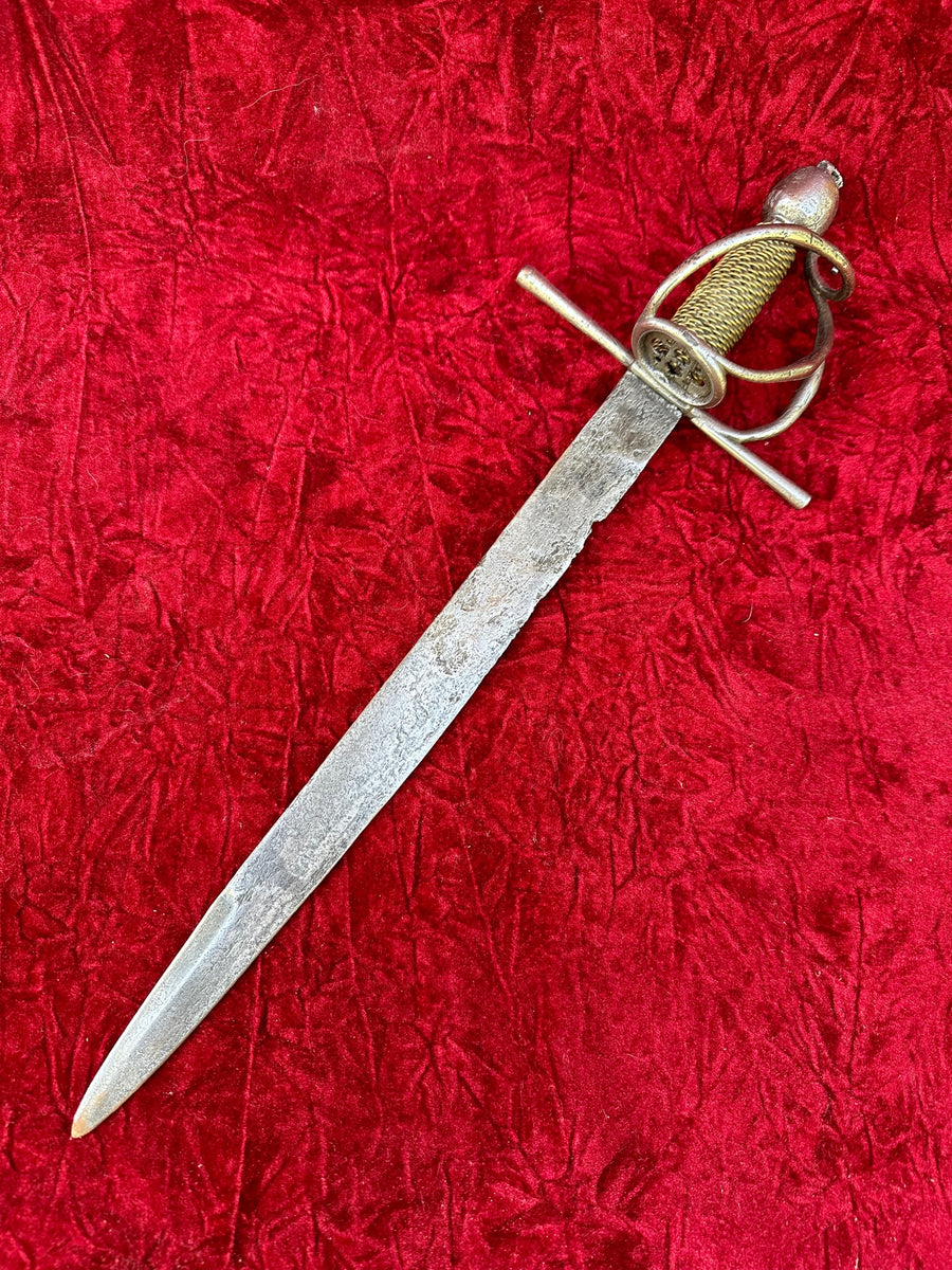 A Very Interesting late 16th - 17th Century European Fighting Dagger ...